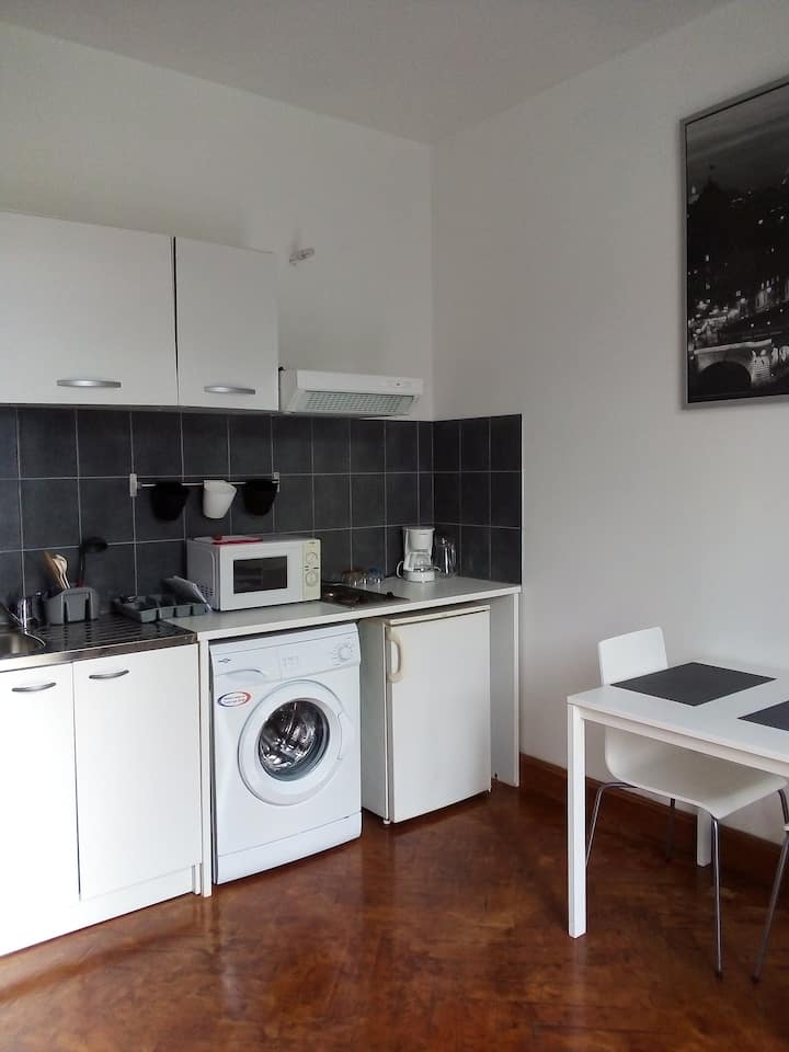 Studio Centre Aix Les Bains Proche Thermes/gare - Aix-les-Bains