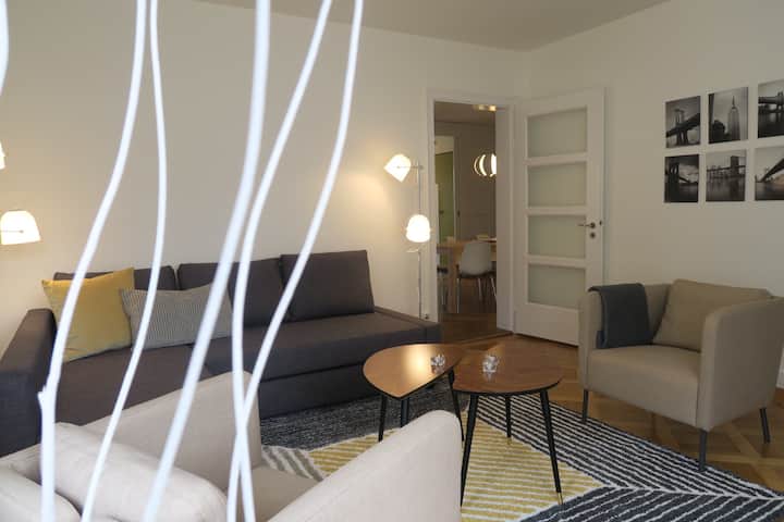 2 Bedroom Apartment With Balcony - Erlenbach
