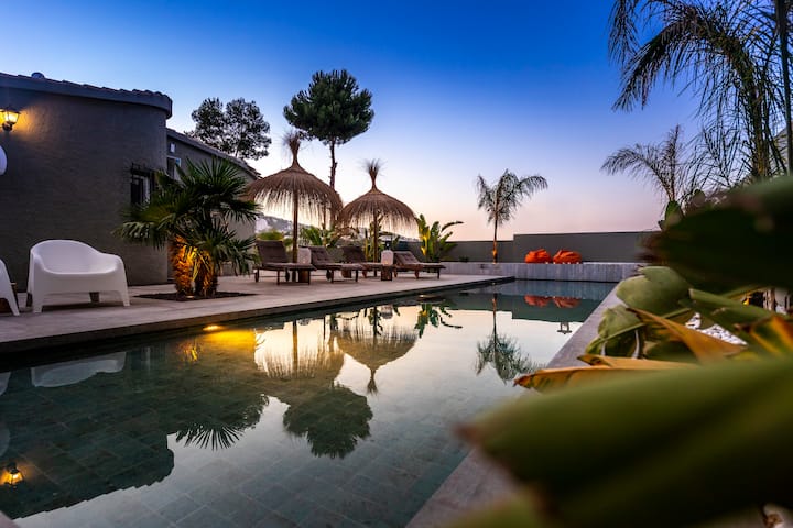 Boutique Villa Moraira_heated Pool_jacuzzi_sea - Moraira