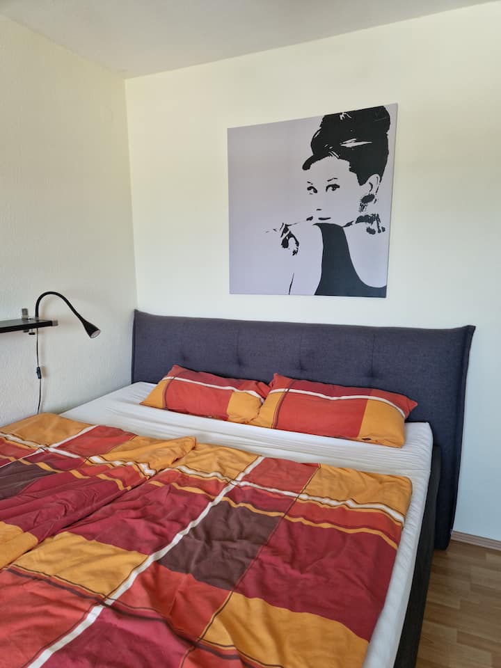 Great Guestroom In Oberursel - Frankfurt
