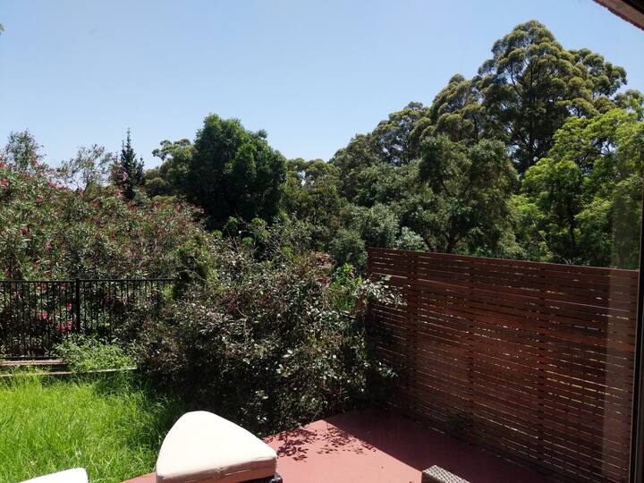 Private 4 Bedrooms Home Near Village And Station - Cronulla