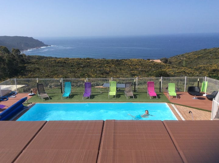 Face à Un Site Classé Remarquable 4 Personnes - Corse-du-Sud