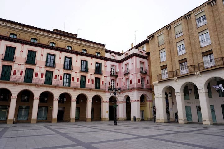 Apartamentos Turisticos Rio Gallego (Apt.huesca 2) - Huesca