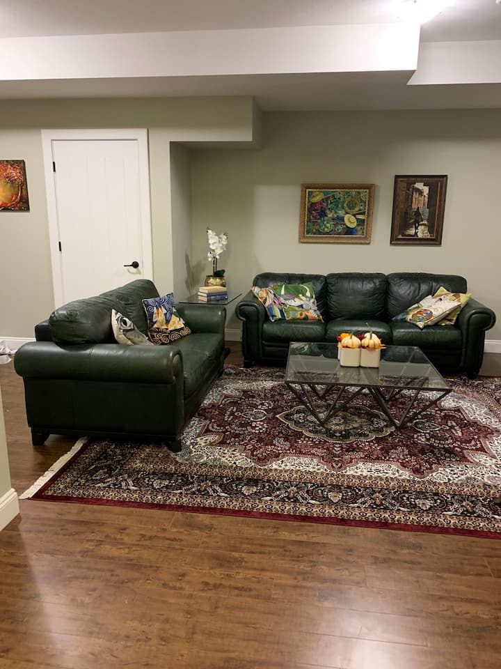 Fort Langley Suite - Langley