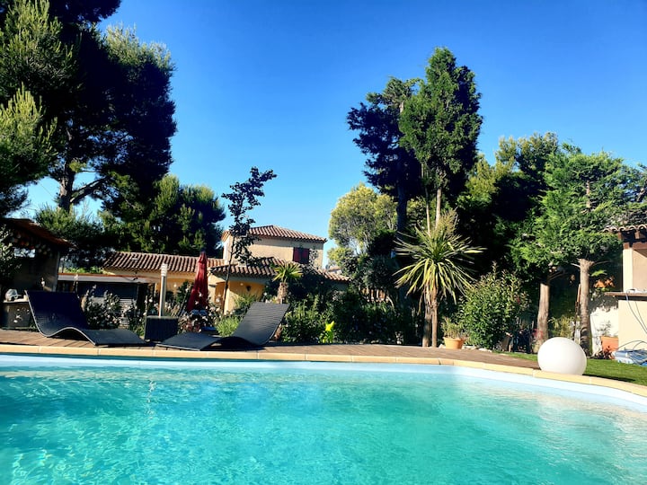 Villa Provençale 8 Personnes - Piscine 15mn D'aix - La Fare-les-Oliviers