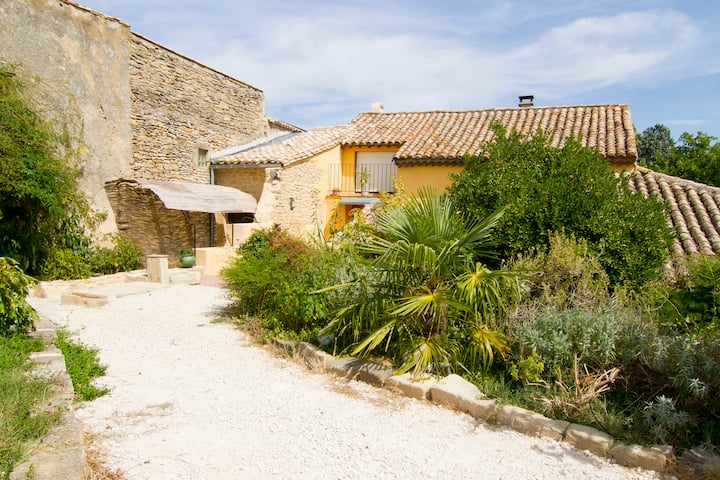 Les Aires Passagères - Collias