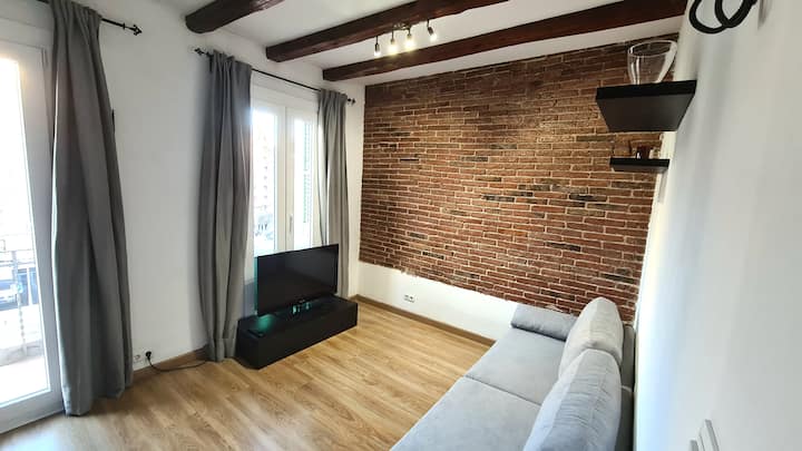 Apartamento Acogedor Exterior, Cerca De Metro - Badalona