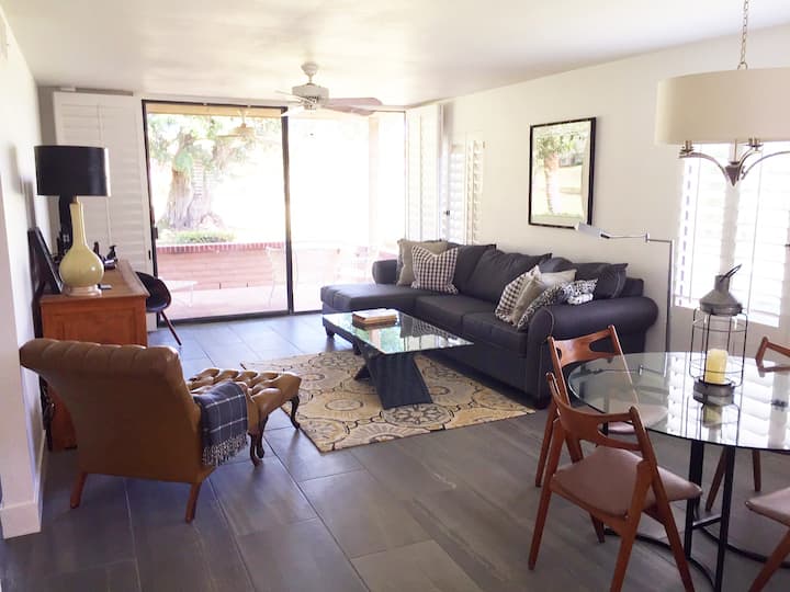 Disfruta De Un Verdadero Oasis En El Desierto. Golf, Tenis, Casa Club Y Piscinas En Comunidad Cerrada. - Rancho Mirage, CA