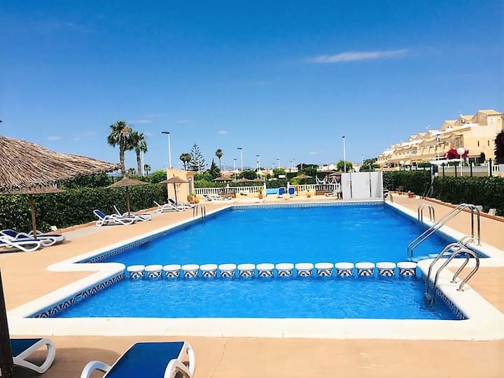 Bungalow Baños De Europa Torrevieja, Alicante - Torrevieja