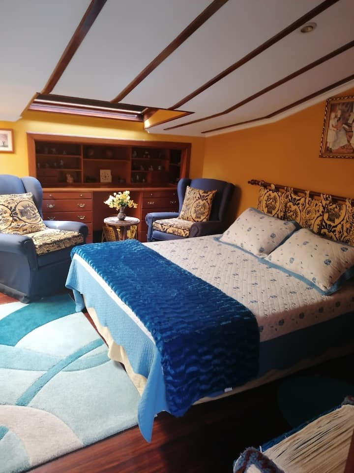 Una Habitación Azul - 挪亞