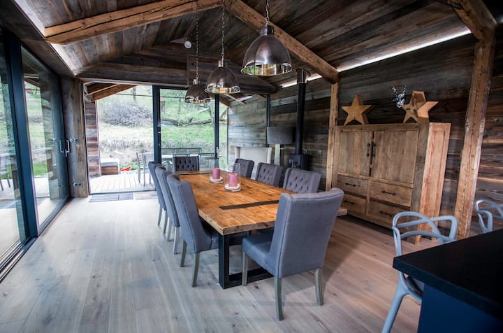 Unique loft-style chalet with amazing views - Chalets for Rent in ...