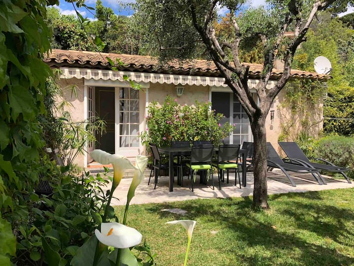 Petite Maison Sous Les Oliviers à Saint-aygulf - Les Issambres