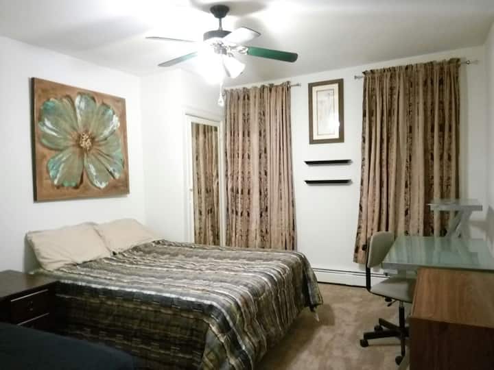 Room For 3, Few Blocks To Caesar's - Atlantic City, NJ