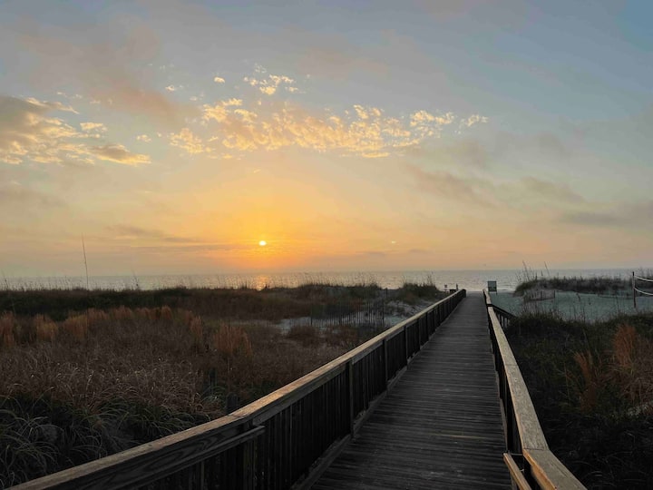 Tesoro Del Mare
‘Treasure By The Sea’ - Hilton Head Island, SC
