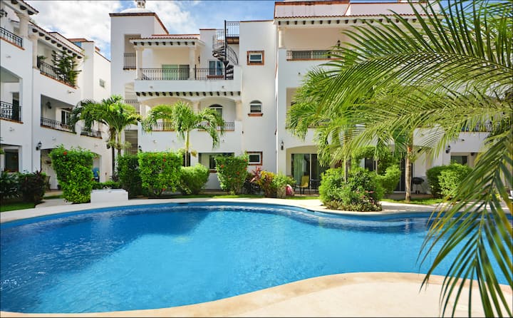 Centra, Private Rooftop, Free Parking - Playa del Carmen