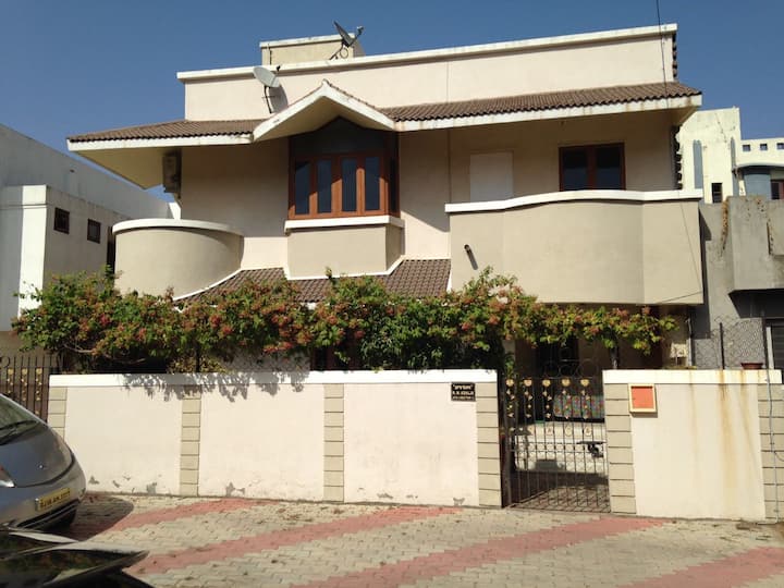 Vrajdham Homestay - Gandhinagar