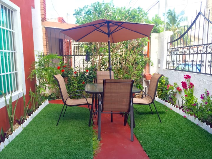 Beautiful Garden House Near The Beach - Cancún