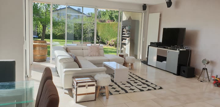Très Belle Maison Avec Grand Jardin! - Sannois