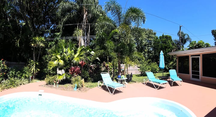 Pet Friendly Pool Oasis St Pete/gulfport - St. Petersburg, FL