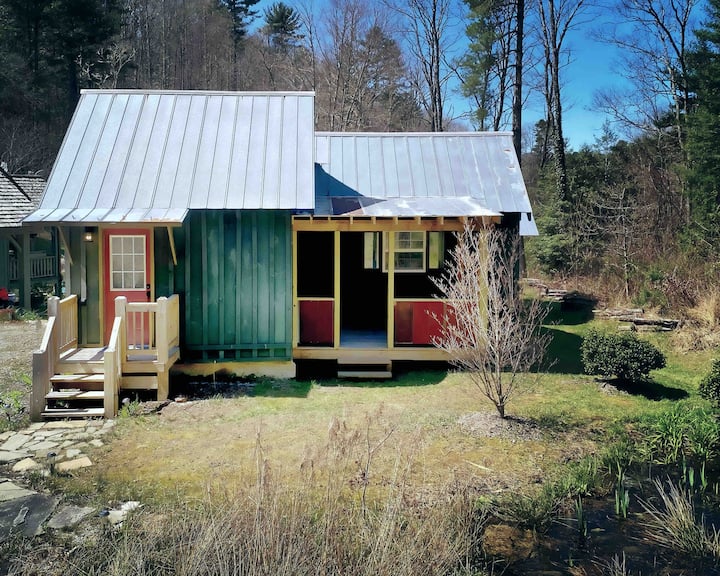 Tiny Cabin By Lake Glenville - Cashiers, NC