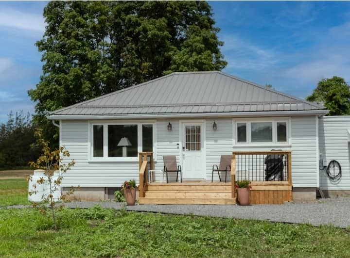 Steps To Lake On The Mountain, 10minutes To Picton - Prince Edward