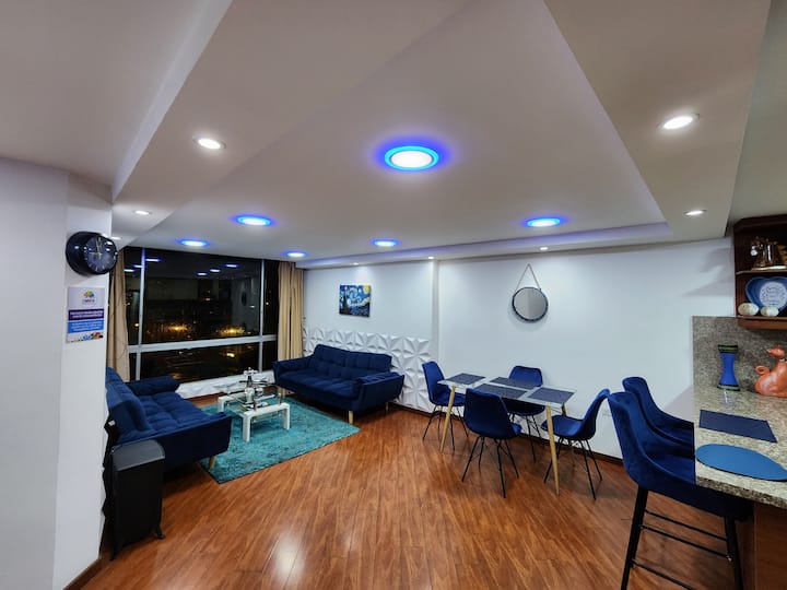 Blue Apartment, Best View Of Churches And Panecillo In Quito, 5 Minutes Away From "Mall El Jardin" - Quito