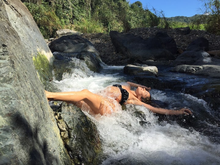La China Dulce De Las Marias: Quebrada Privada - Lares