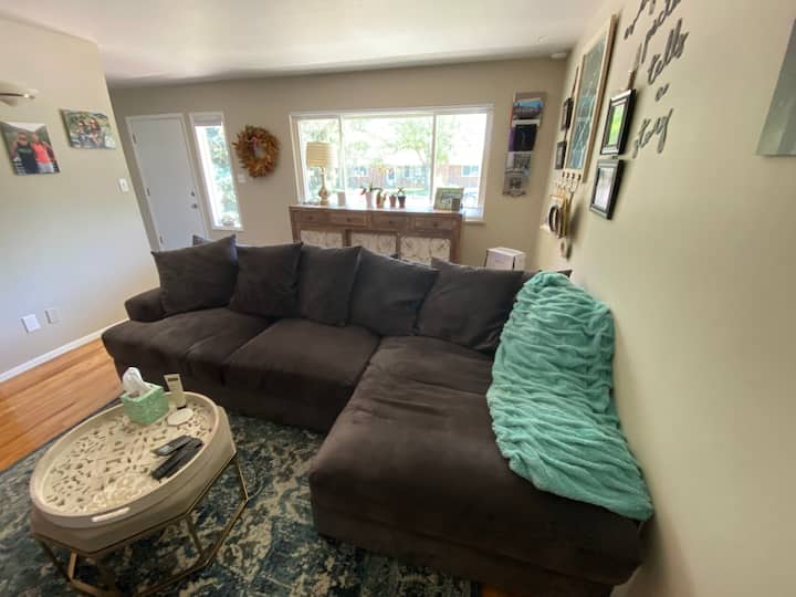 Cozy North Boulder Cottage - Boulder, CO