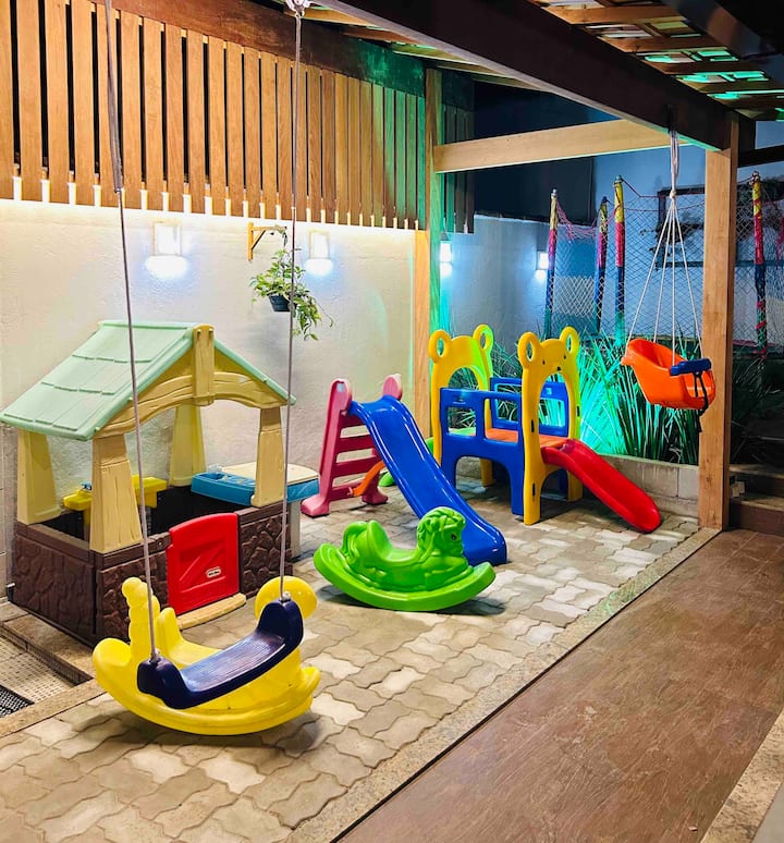 Linda Casa 4 Quartos E ÁRea Kids Em Rio Das Ostras - Rio das Ostras