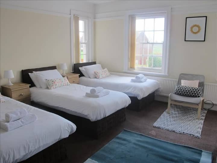 The Jollys Room 3 - Ormskirk