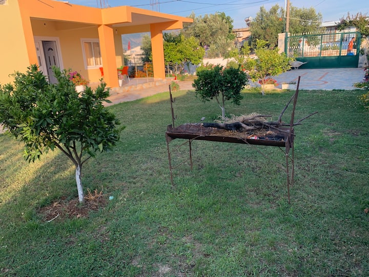 Cosy Apartment!private Entrance!
Free Wifi&parking - Ksamil