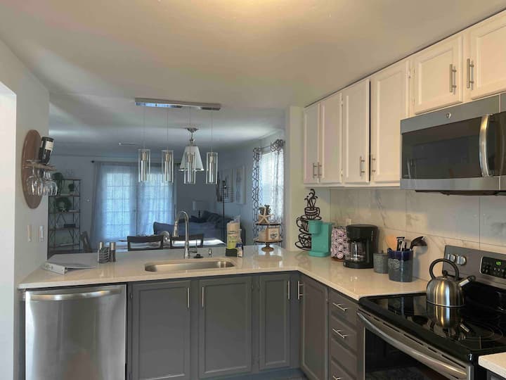 Casa Azul. 2 Bed/2 Bath On Lake - Anna Maria Island, FL