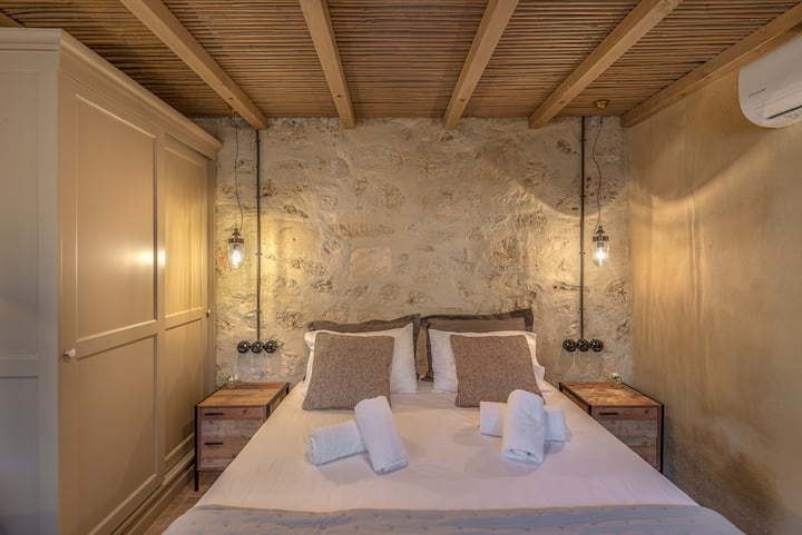 Aura Central Lapis - Cephalonia