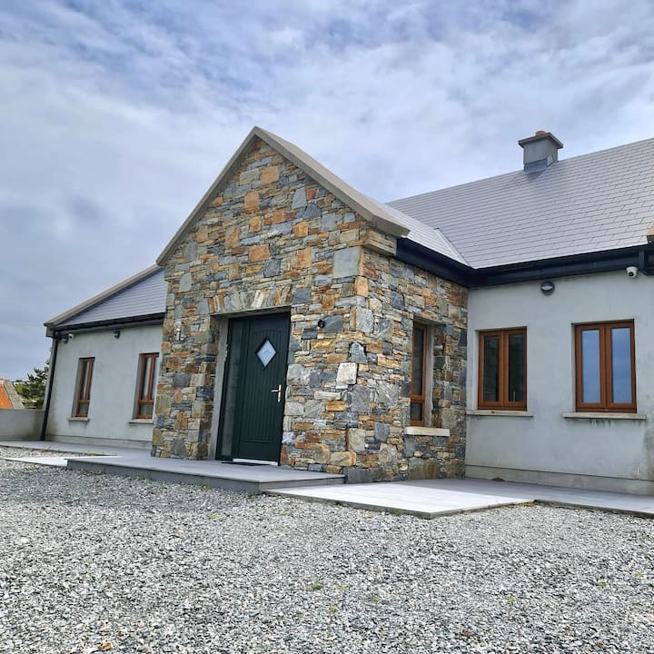 Large Family Home Near Clifden - Irlande