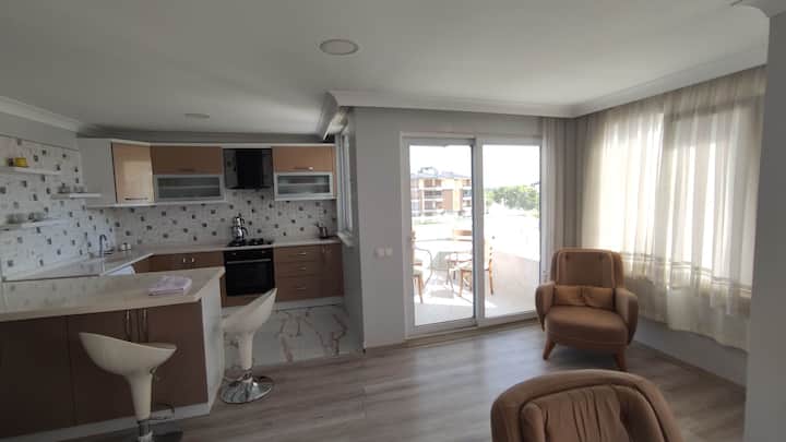 Akçay Günlük Haftalık Aylık Kiralık Teraslı Daire - Akçay
