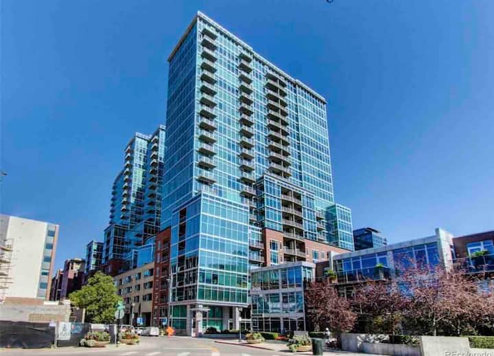 Luxury 3-bedroom Condo - New Listing! - Denver, CO