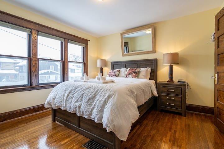 Apt Niagara's B&b Area, Comfy, Quite& Private - Niagara Falls