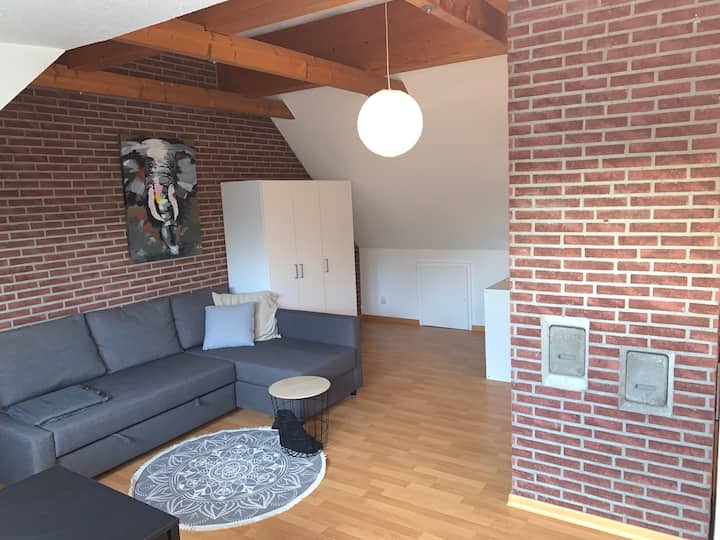 Schnuckeliges Dachgeschoss-apartment In Köln - 쾰른