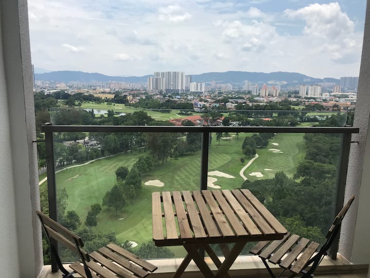 #3 Twin Room @ Hut Co-living Trx | 500 Mbps Wifi - Kuala Lumpur