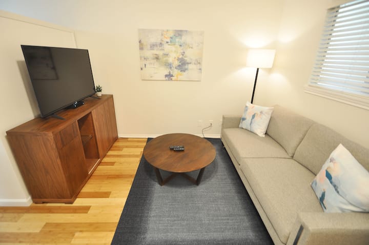 The Austin Cool Condo - Austin