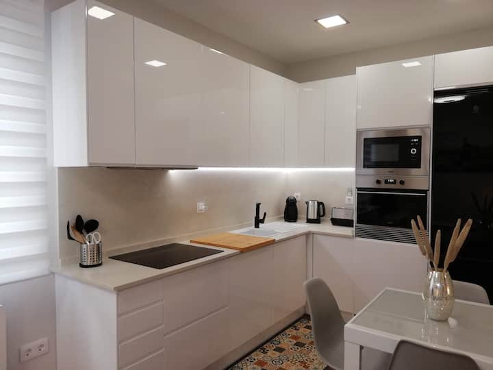 San Mames-2 Free Parking Spaces-in-depth Cleaning - Bilbao
