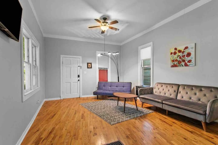 Charming Home+pets Welcome|walkable-mins To Plaza - Kansas City, KS