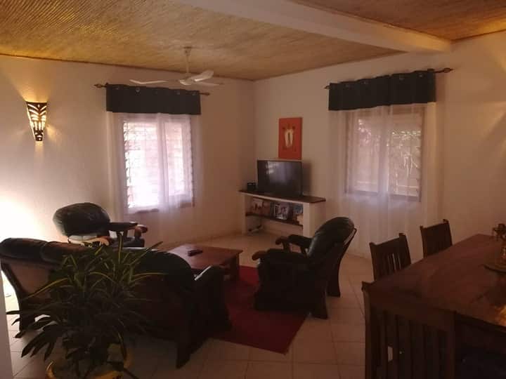 Jolie Villa Avec Piscine à La Somone, Senegal - Senegal