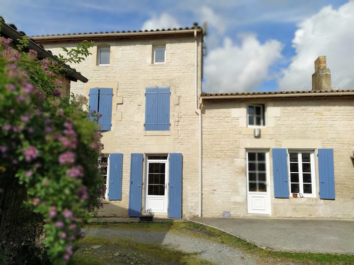 Maison Tranquille à La Campagne. - Coulon