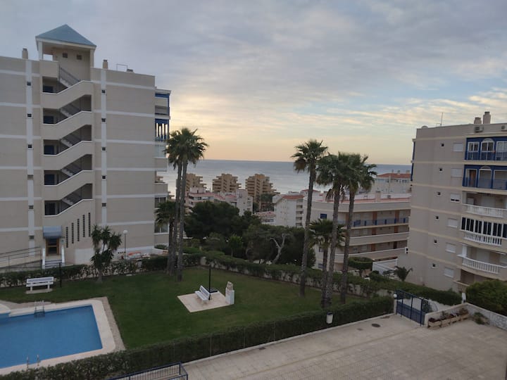 Apartamento Vistas Relax Al Mar, Piscina Y Jardín. - Alicante Airport (ALC)