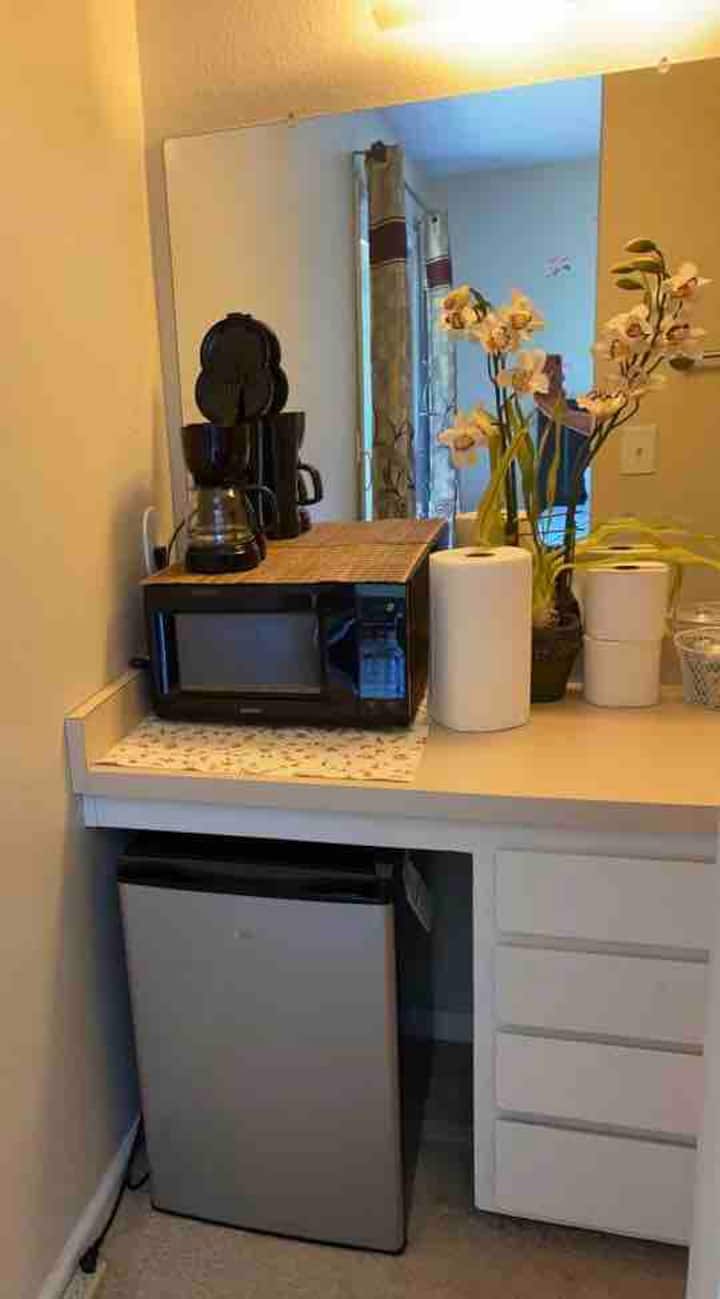 Bed And Breakfast - Davis, CA