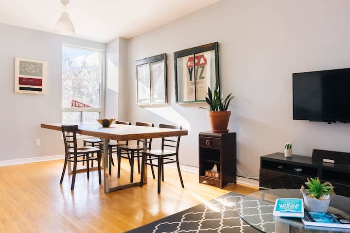 Annex - Large 2br Flat, Parking Available - Toronto