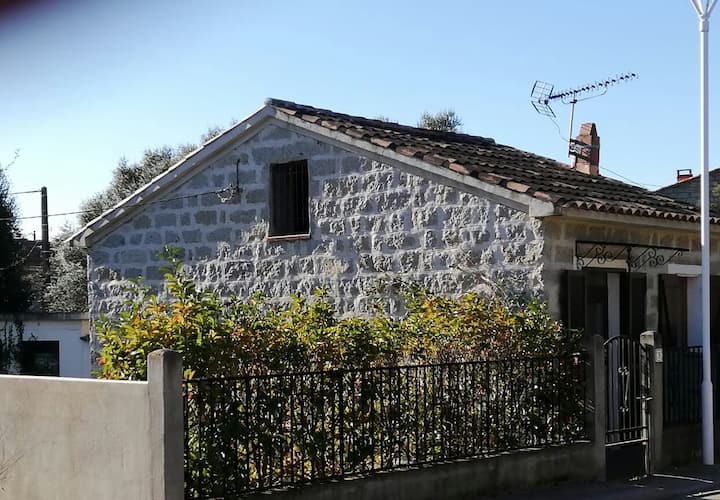 Maison De Charme Corse 

 Du Samedi Au Samedi - Corse-du-Sud