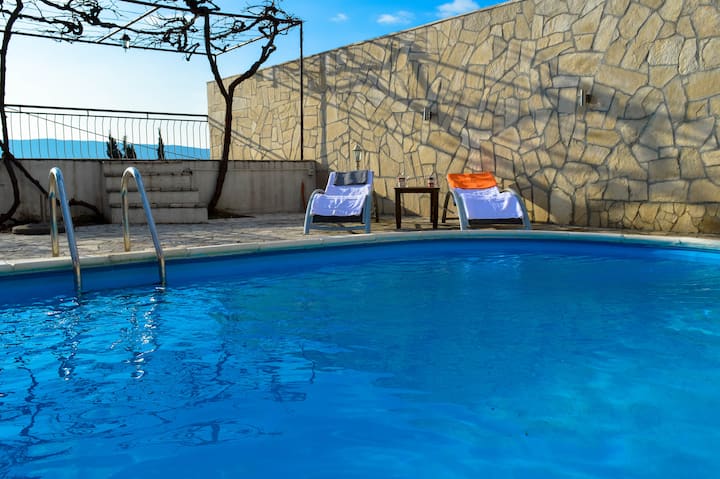 Special Price! Villa With Pool, Podi, Herceg Novi - Montenegro