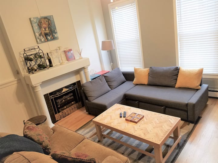 Tons Of Space! Train To Center City Blocks Away! - Upper Darby, PA